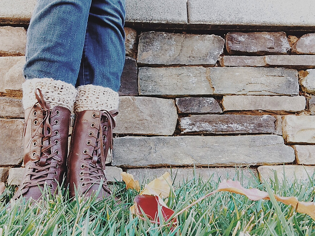 Ravelry: Crochet boot topper leg warmers pattern by Hello Handy Heart