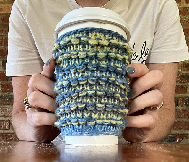 Ravelry: Typewriter Coffee Cosy pattern by Knit It®