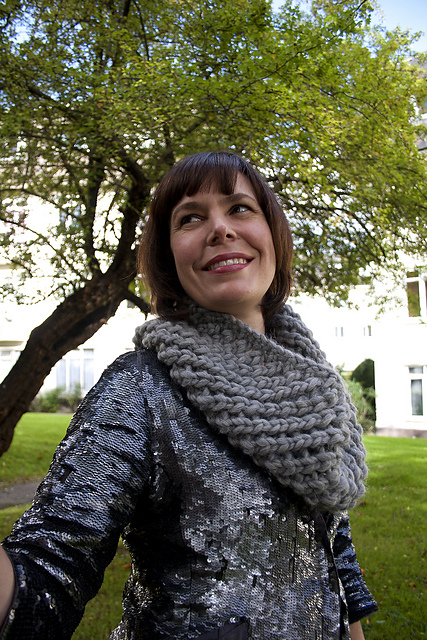 Ravelry: Quicksilver Cowl pattern by Helen Stewart