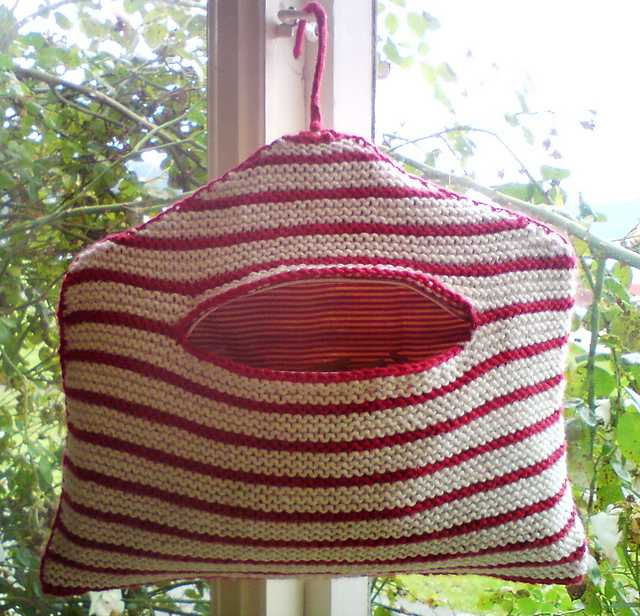 Ravelry: Peg Bag pattern by Tina Barrett
