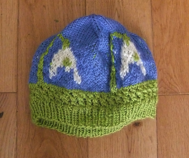Ravelry: Snowdrop Winter Hat pattern by Yorkshire Yarnie