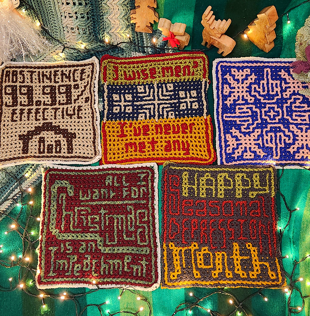 Ravelry: Merry Crisis pattern by Sara Allen