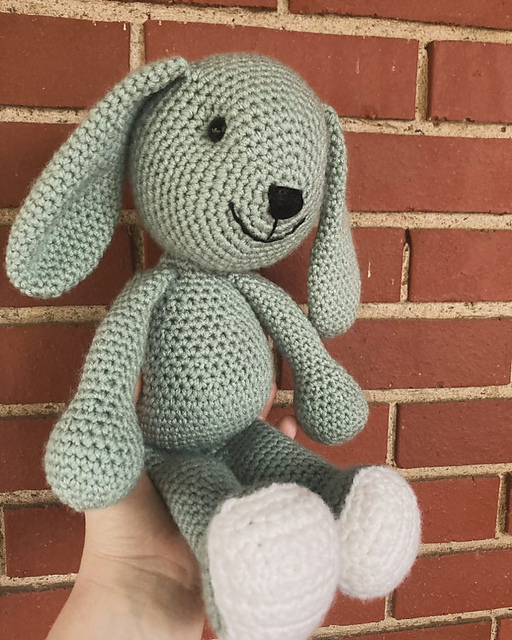Ravelry: Bunny Stuffie (crochet) pattern by Genna Briggs