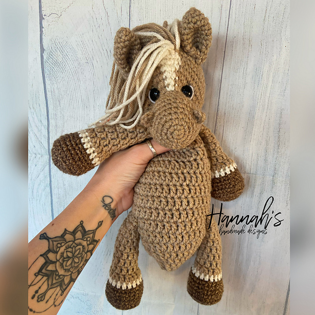 Ravelry: Cuddle Horse pattern by Hannah Gerecke