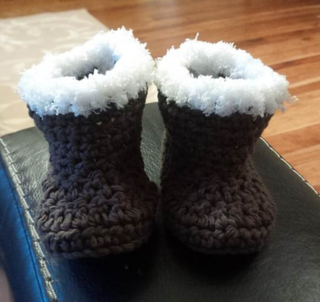 Ravelry: Baby Winter Booties pattern by HighKlass Creative