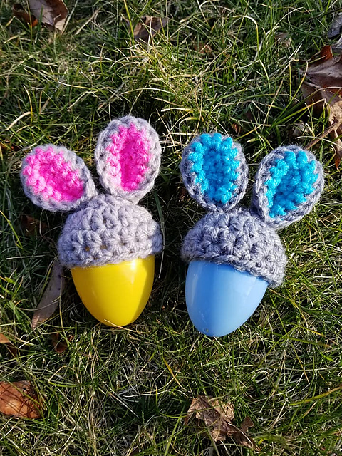 Ravelry: Hoppy Egg Topper pattern by Hillary Thompson