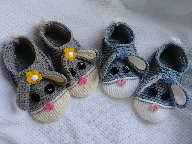 Ravelry: Ladies Bunny Slippers pattern by Colleen Craig
