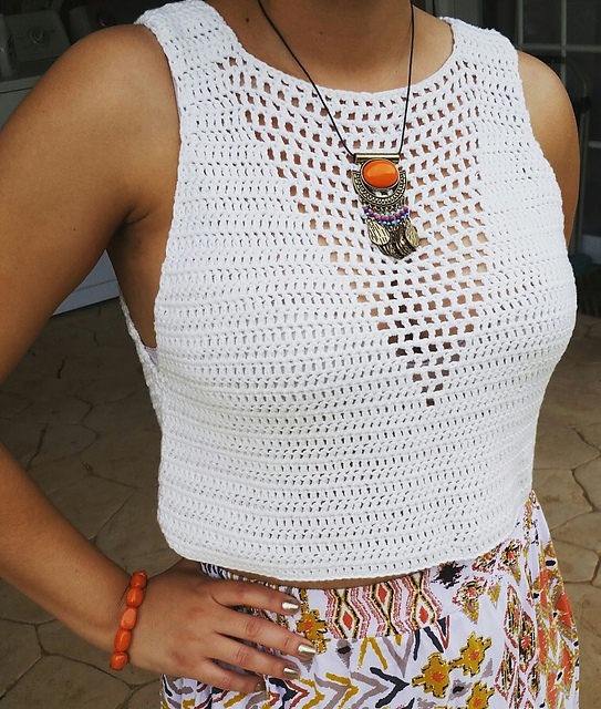 Ravelry: Summer Crop Top pattern by Dianne Corzo