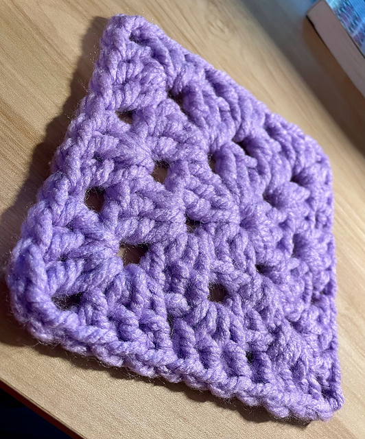 Ravelry: Seamless Granny Square pattern by Hollow Black