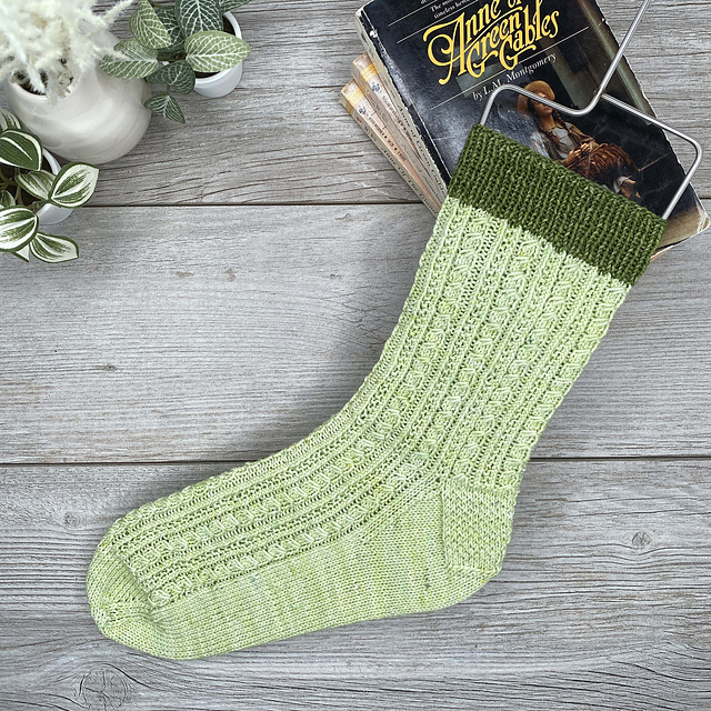 Ravelry: Anne-Girl Socks pattern by Elizabeth Lenderink
