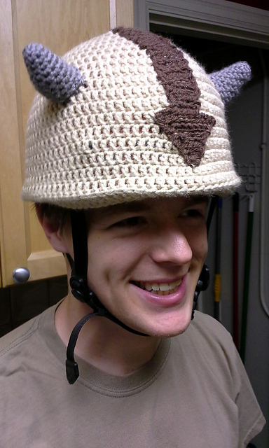 Ravelry: Hollyatris' Appa Rock Climbing Helmet Cover
