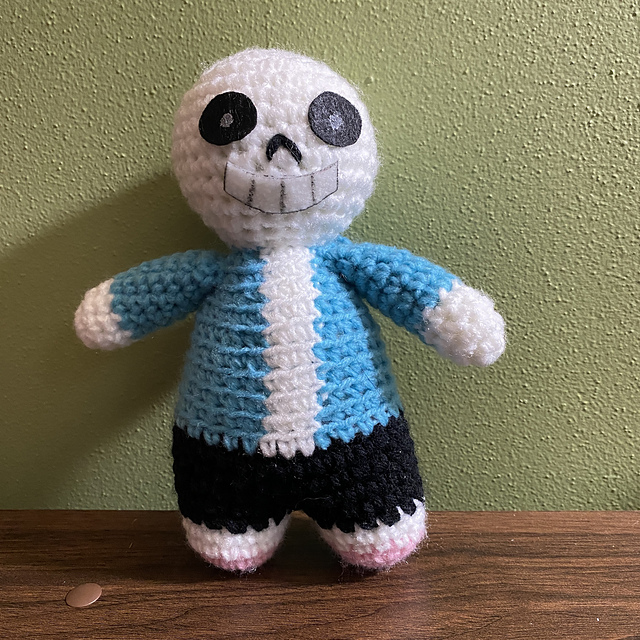 Ravelry: Amigurumi Sans pattern by Holly Osterbrink