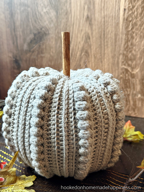 Ravelry: Ribbed Bobble Pumpkin pattern by Breann Mauldin