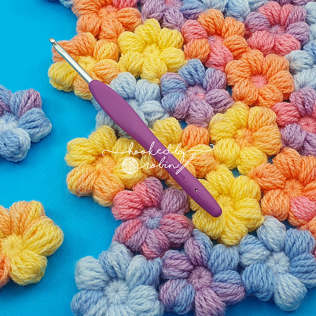 Ravelry: Puff Flowers pattern by Hooked by Robin