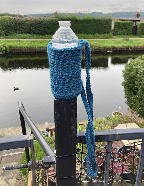 Ravelry: Lacy Ladders Bottle Holder pattern by Keely Robertson