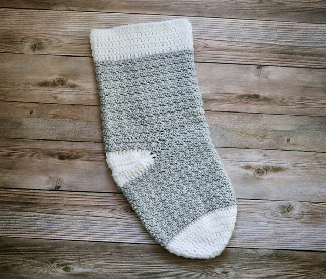 Ravelry: Pebble Stone Stocking pattern by Alice Viland