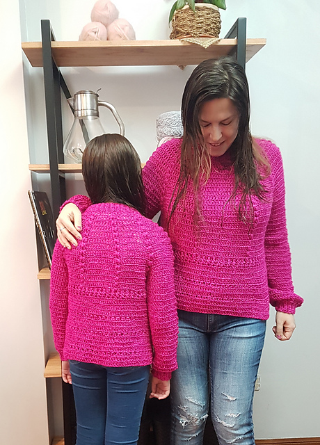Ravelry: Sweater Pili pattern by Nadia Seijas