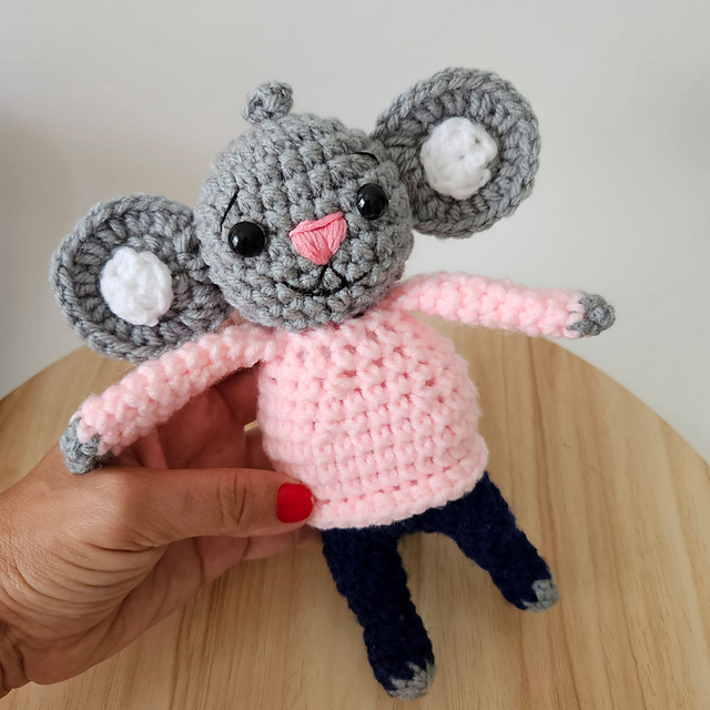 Ravelry: Little Mouse pattern by Hope Art in crochet