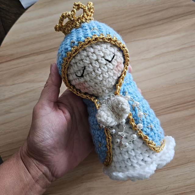 Ravelry: Blessed Virgin Mary pattern by Hope Art in crochet