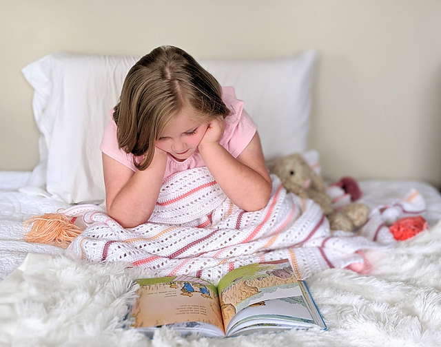 Ravelry: Step into Spring blanket pattern by Helen Roden