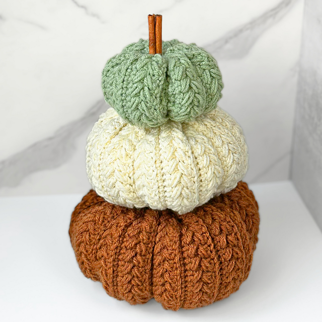 Ravelry: Farmhouse Wheat Pumpkins pattern by Elyse Eades