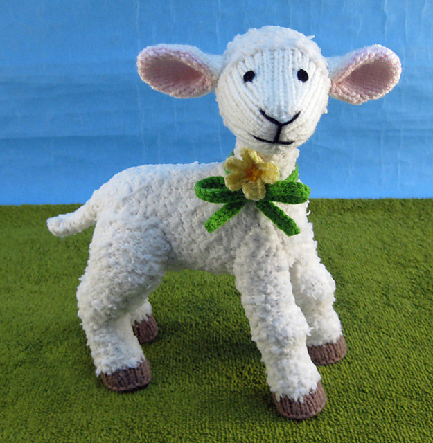 Ravelry: Primrose Lamb pattern by Alan Dart