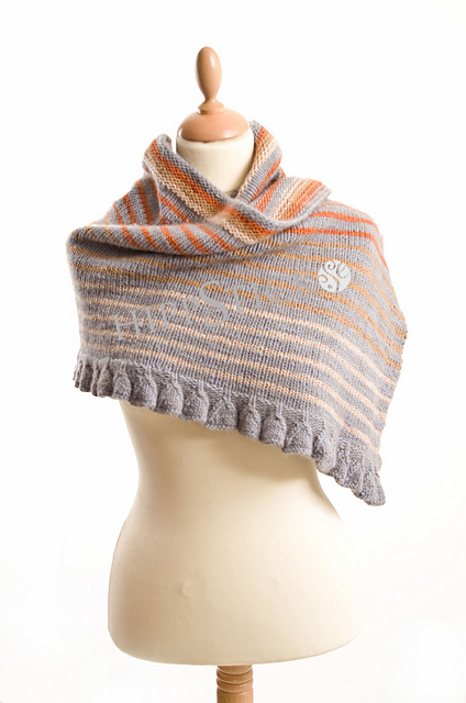 Ravelry: Warm Wrap pattern by Julie Ferguson