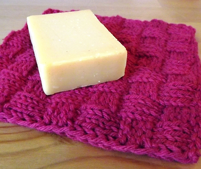 Ravelry: Basketweave washlet pattern by Elizabeth McNamee