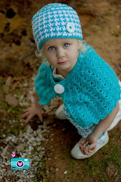 Ravelry: Classic Charm Girls Shrug pattern by Jennifer Renaud
