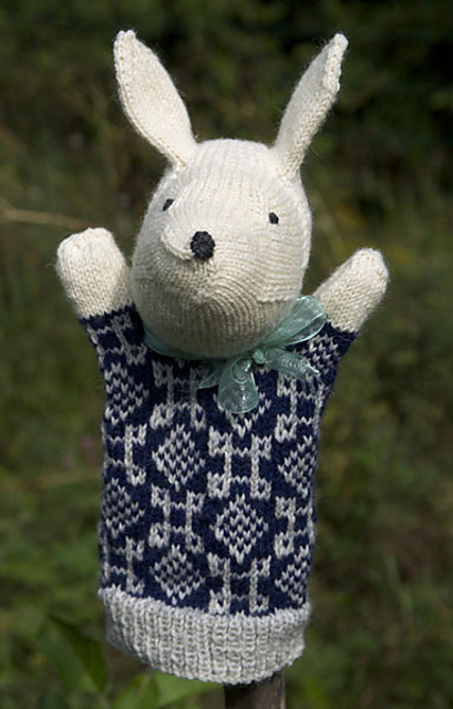 Ravelry: Estonian rabbit hand puppet pattern by Anu Raud & Anu Kotli