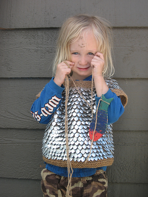Ravelry: Ilailea's Brushed aluminum scale shirt