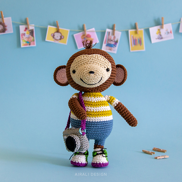 Ravelry: Barney the Monkey pattern by Ilaria Caliri (aka airali)