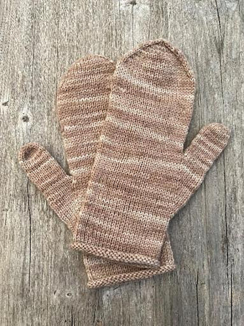 Ravelry: Imagine Gloves pattern by Imagine Wool