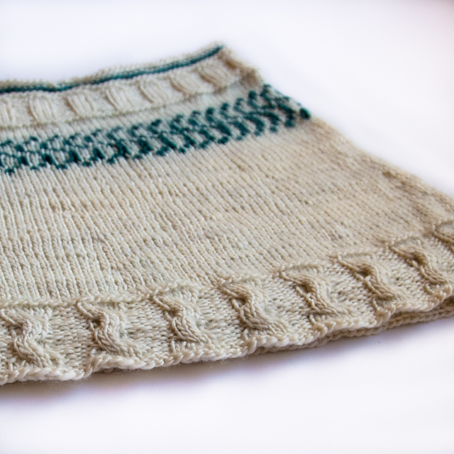 Ravelry: River Crest Cowl pattern by Sarah Schira