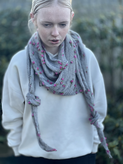 Ravelry: Rose buds shawl pattern by Diana Mcdougall