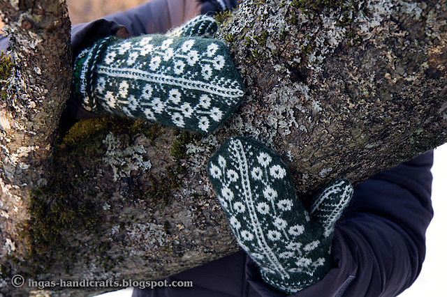 Ravelry: Inga-s' Mittens from Setomaa