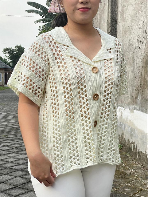 Ravelry: FELICIANA Collar Open Top pattern by Densherny Joy Base
