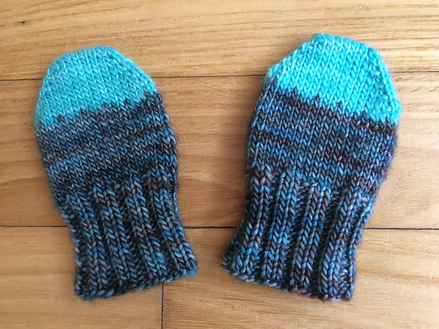Ravelry: Oh Boy ! Oh Girl ! The Mitts pattern by Filentropie Ingridou