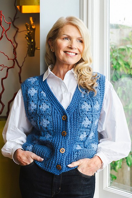 Ravelry: Shingle Singlet pattern by Kimberley Bate