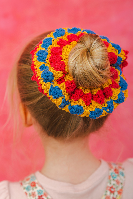 Ravelry: Pageant Scrunchies pattern by Kimberley Bate