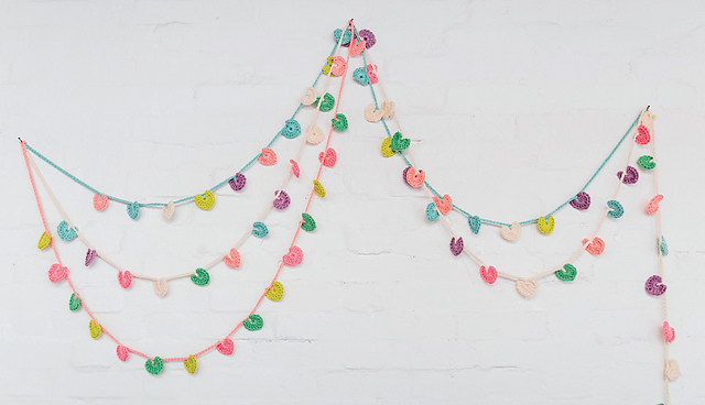 Ravelry: Happy Garland pattern by Sue Rawlinson