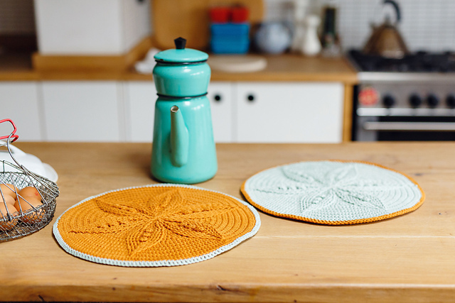 Ravelry: Forest Flower Trivet pattern by Tatsiana