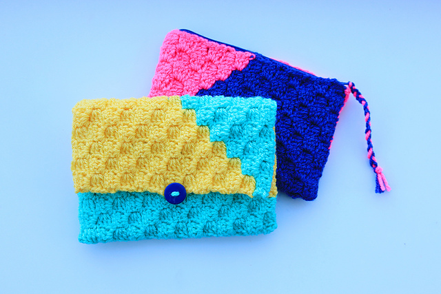 Ravelry: Neon Purses pattern by Zeens and Roger