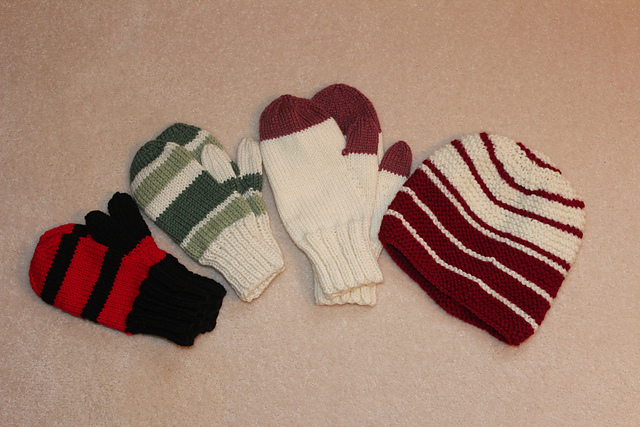 Ravelry: 4 Needle Mittens pattern by Bruce Brayton