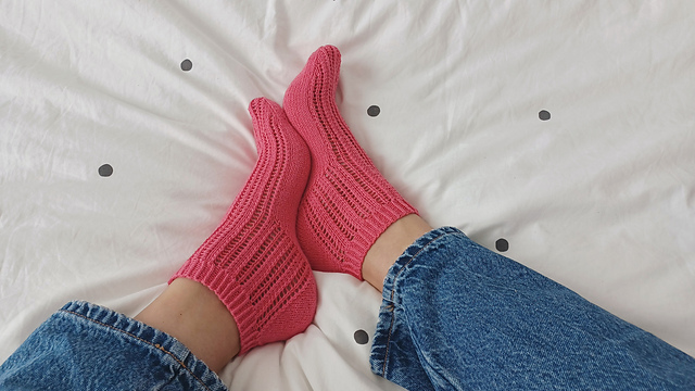 Ravelry: Jelly Socks pattern by Iryna Baroian
