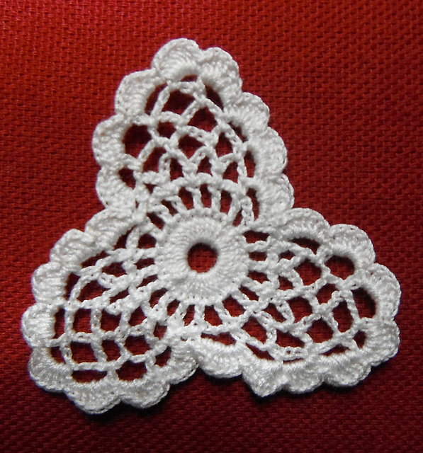 Ravelry: Trefoil figure 32 pattern by Eliza A Taylor