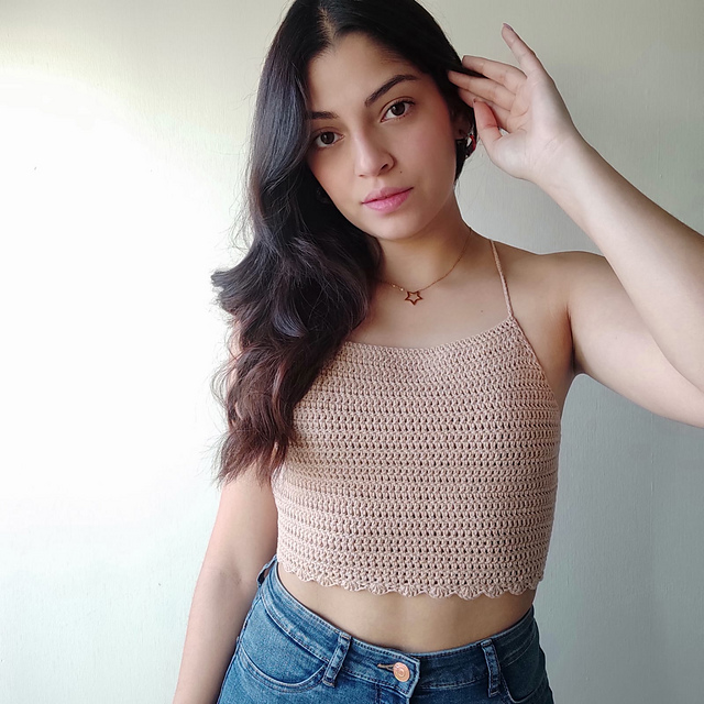 Ravelry: Top ALI pattern by Isabel Montiel