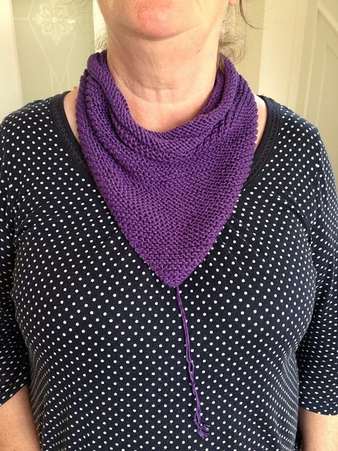 Ravelry: Triangular Cowl pattern by Gina Allewelt