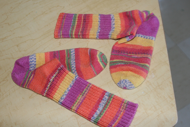 Ravelry: ItMakesYouSmile's Socks with double short rowed heel