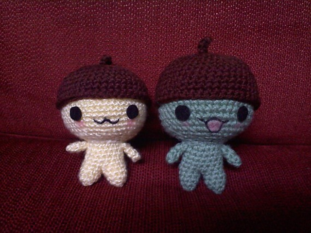 Ravelry: Cute nuts pattern by Jill Schneibolk